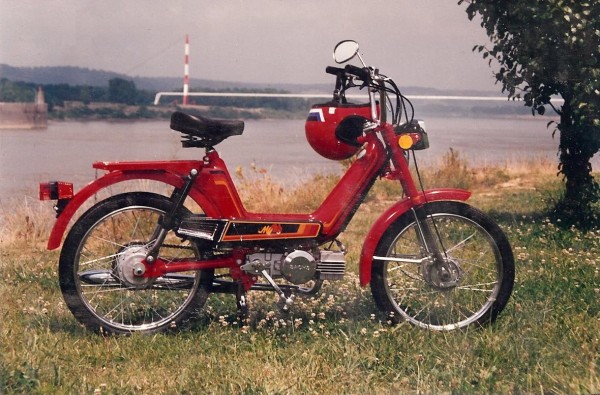 Columbia Models « Myrons Mopeds